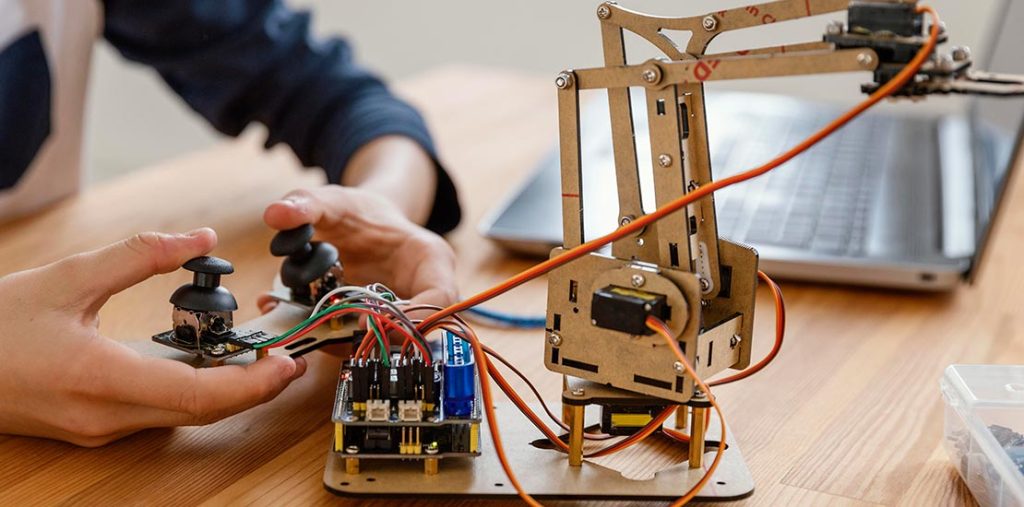 3 motivos para estudiar ingeniería mecatrónica y dónde hacerlo - Eduka